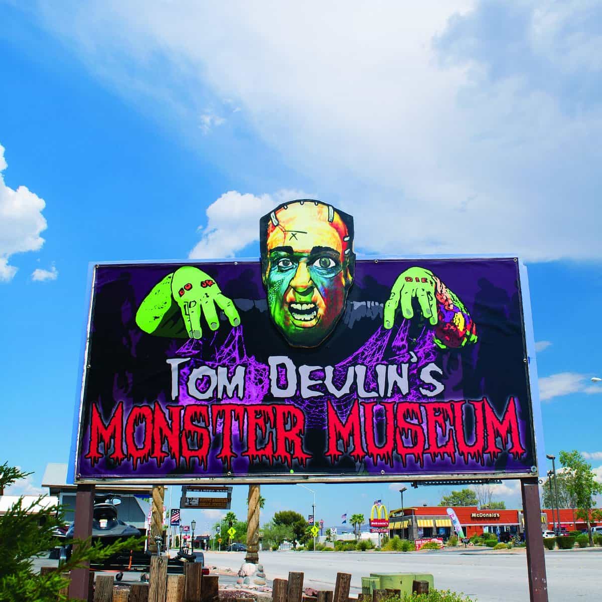 Monster Museum in Las Vegas ≡ Museum of Selfies | Las Vegas Monster Museum